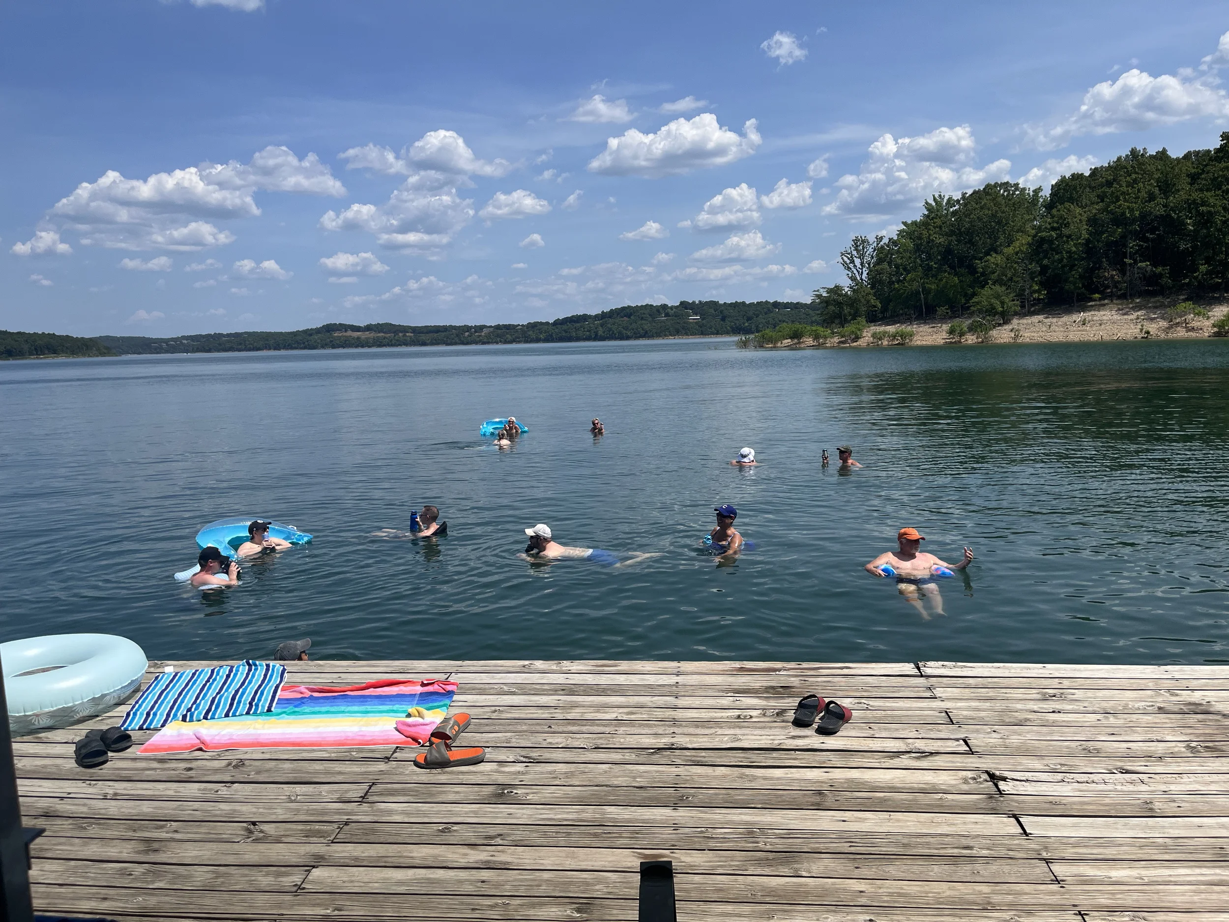 The Best Norfork Lake Lodging | Fish & Fiddle Family Resort